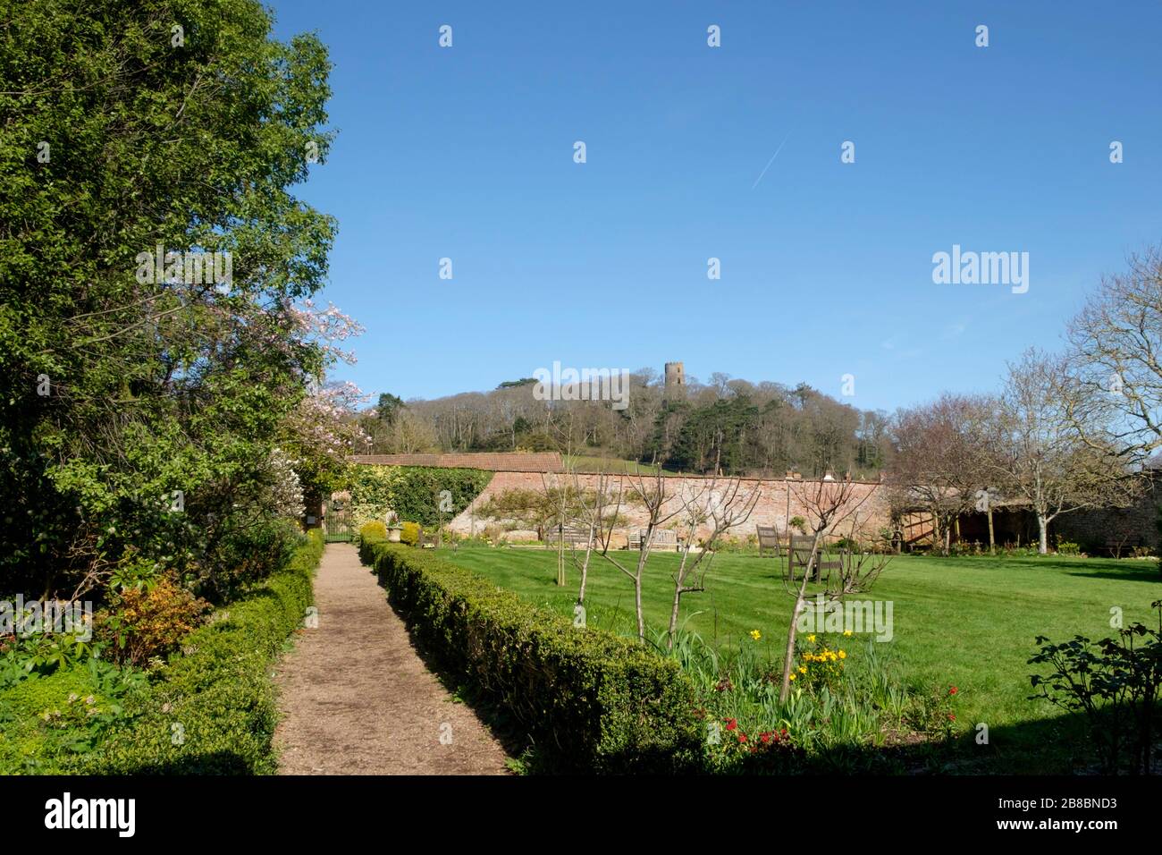 Dunster village garden hi-res stock photography and images - Alamy