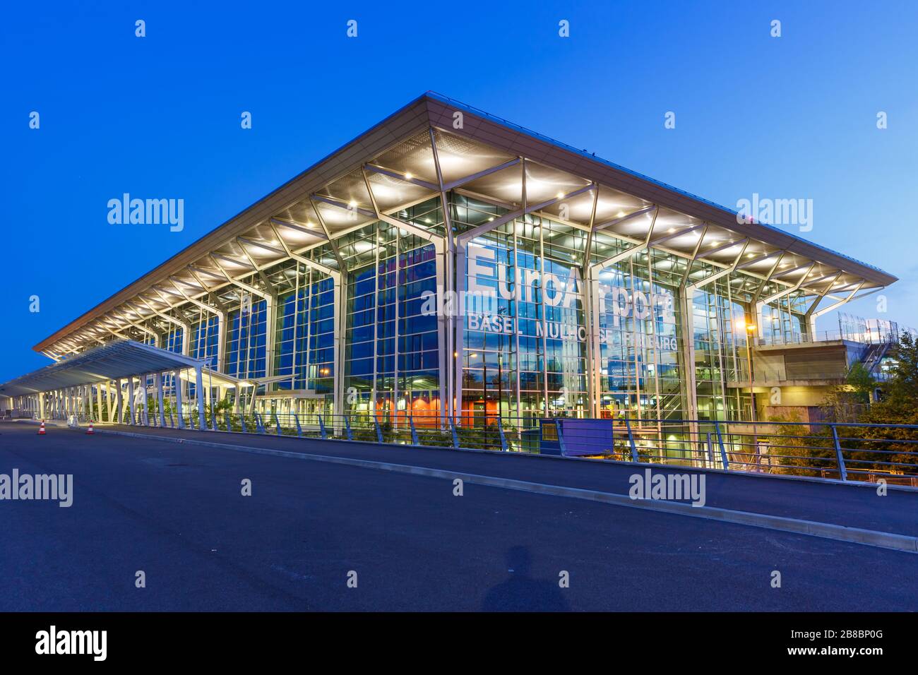Modern architecture basel hi-res stock photography and images - Alamy