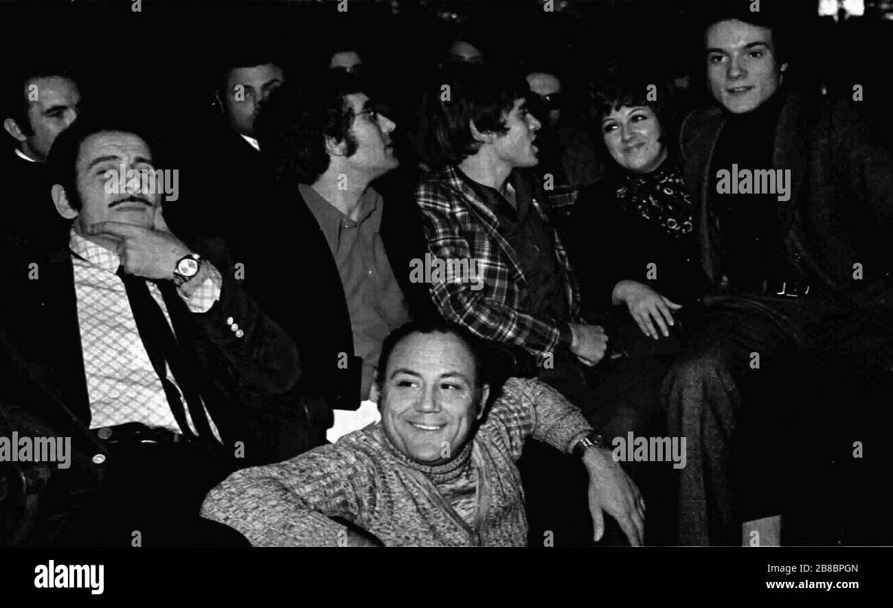 Domenico modugno claudio villa hi-res stock photography and images - Alamy