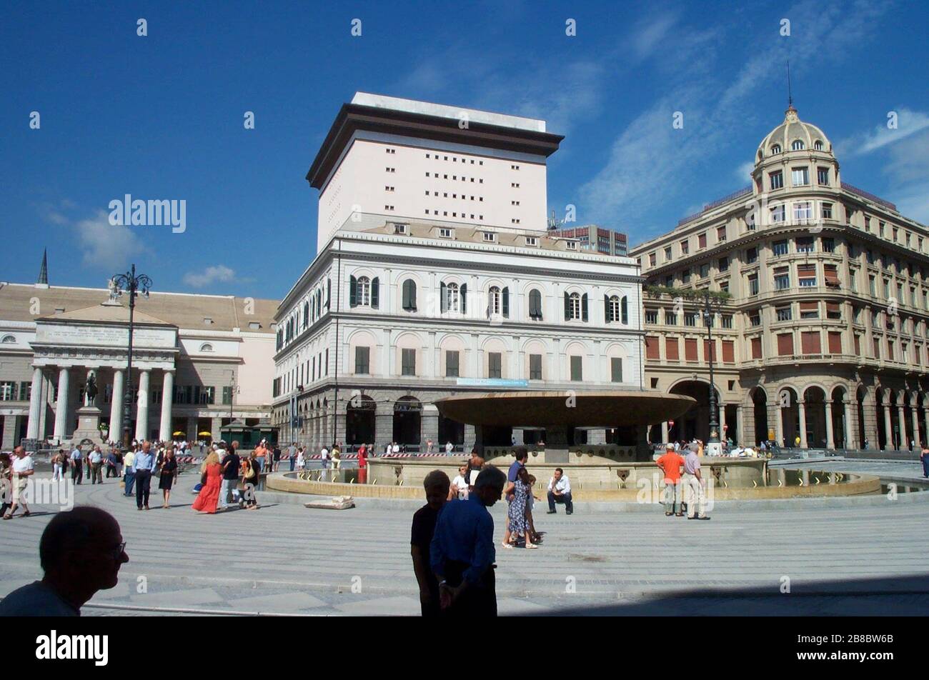 Teatro fontana hi-res stock photography and images - Alamy