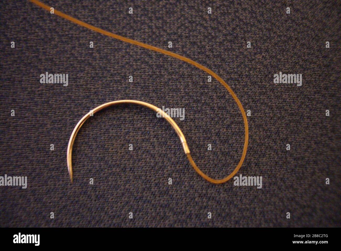 Surgical suture hi-res stock photography and images - Alamy