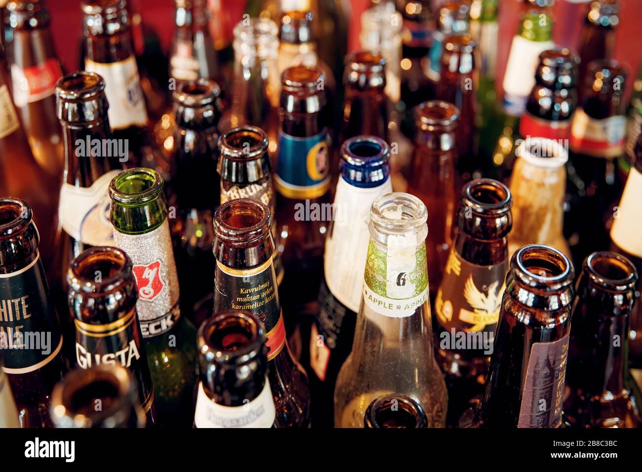 Interior beer bottle display hi-res stock photography and images - Alamy