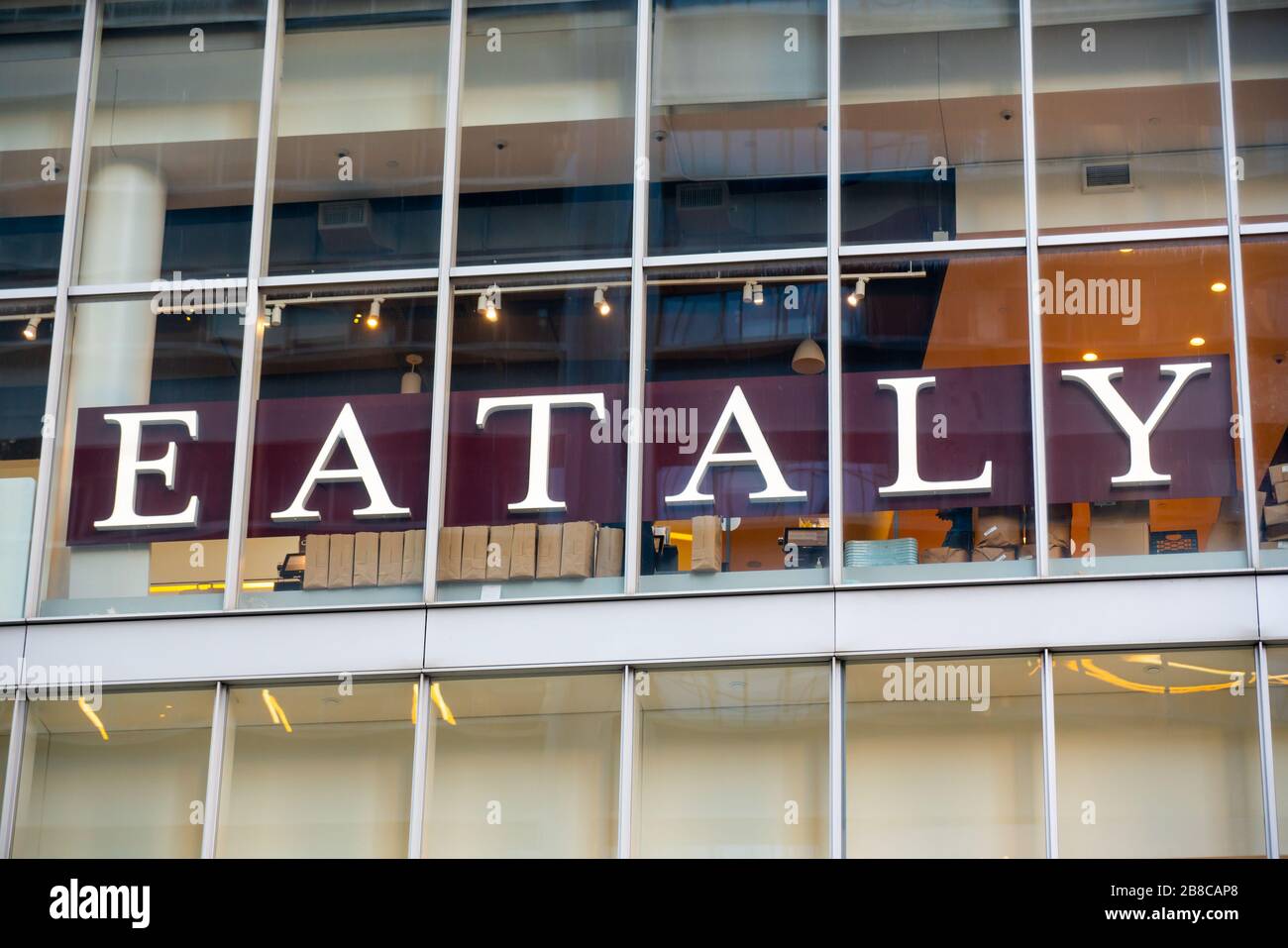 Italian marketplace Eataly logo seen in Lower Manhattan Stock Photo - Alamy