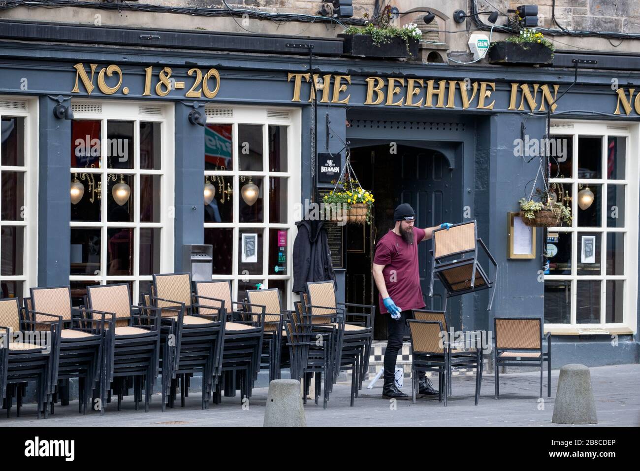 A member staff beehive inn hi-res stock photography and images - Alamy