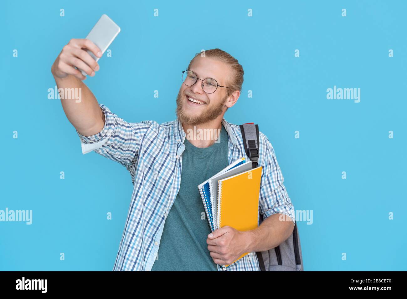 Man with recording device hi-res stock photography and images - Alamy