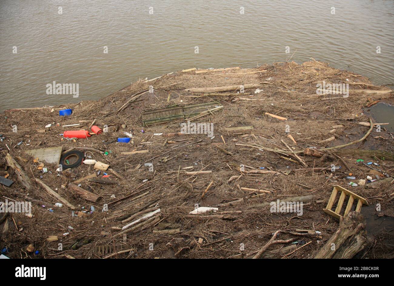 River flood debris bridge hi-res stock photography and images - Alamy