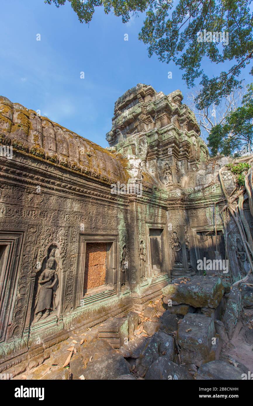 Ancient Khmer architecture ,Ta Prohm temple ruins hidden in jungle in ...