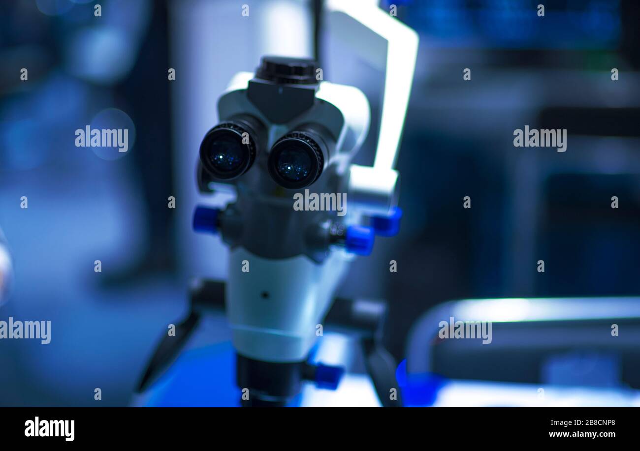 Binocular microscope hi-res stock photography and images - Alamy