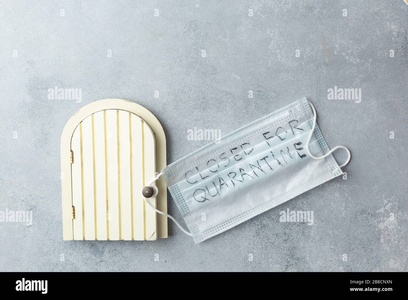 Self Quarantine door sign for door on mask, because of Coronavirus 2019 ...