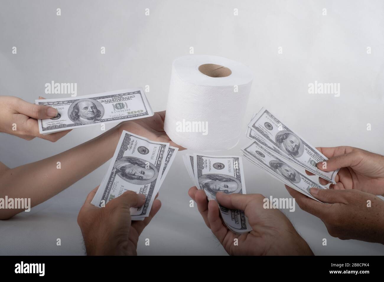 Close up sell-buy tissue, handholds toilet paper tissue and money of ...