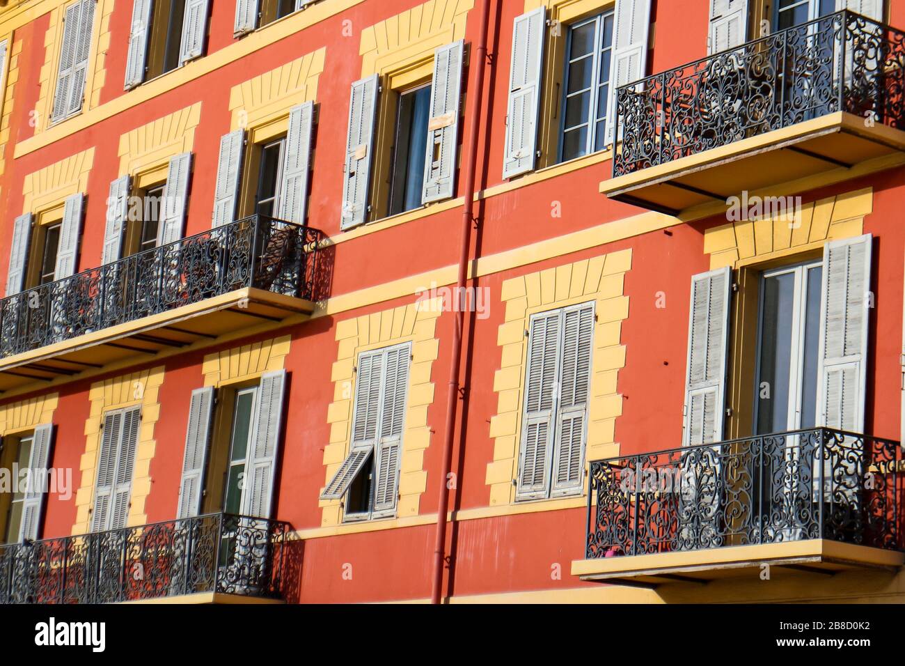 Southern facade architecture hi-res stock photography and images - Alamy