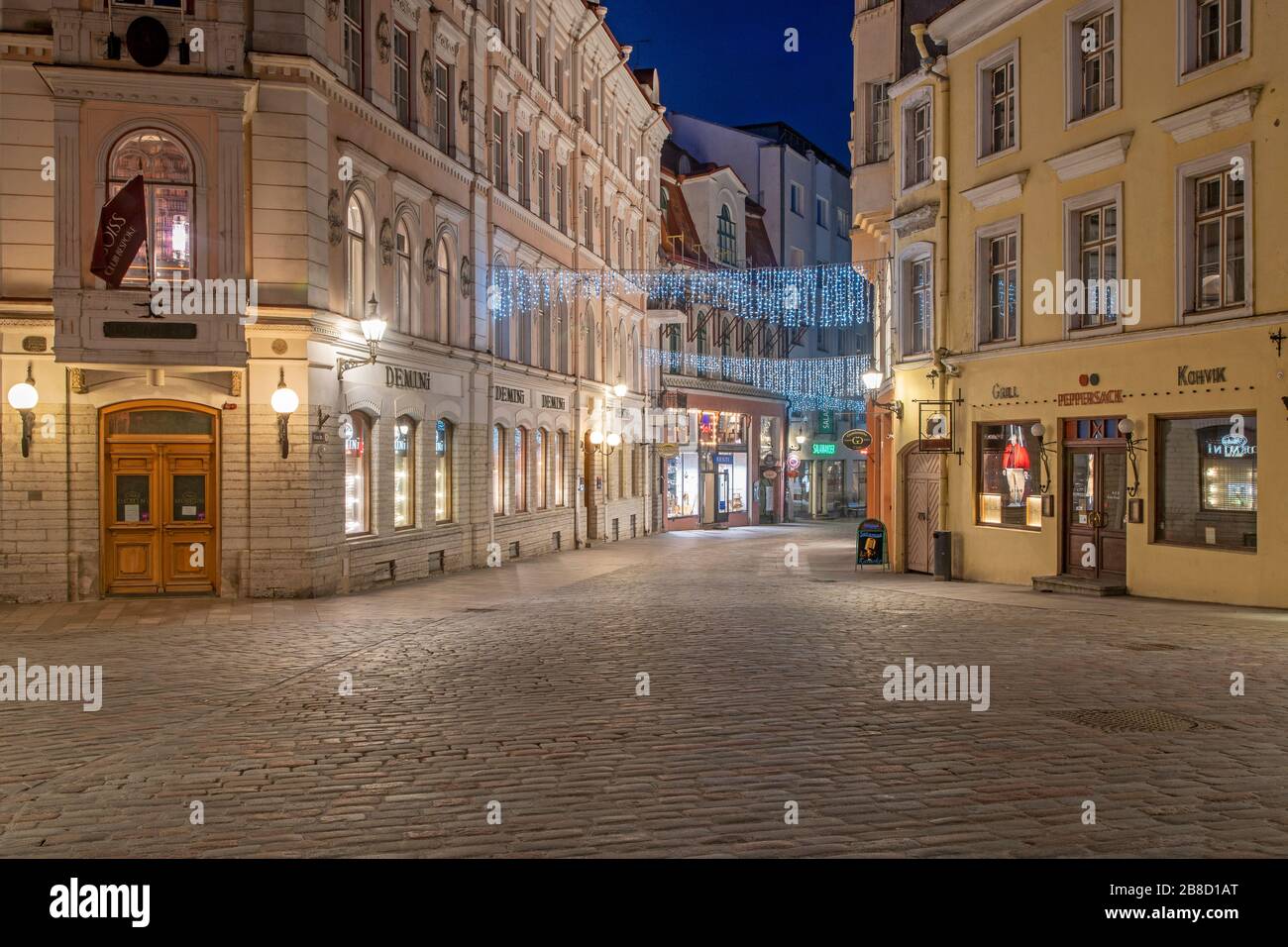Tallinn Old Town, Estonia: Viru Street by night Stock Photo - Alamy