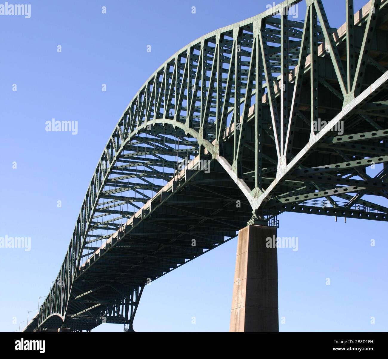 Delaware river turnpike toll bridge hi-res stock photography and images ...