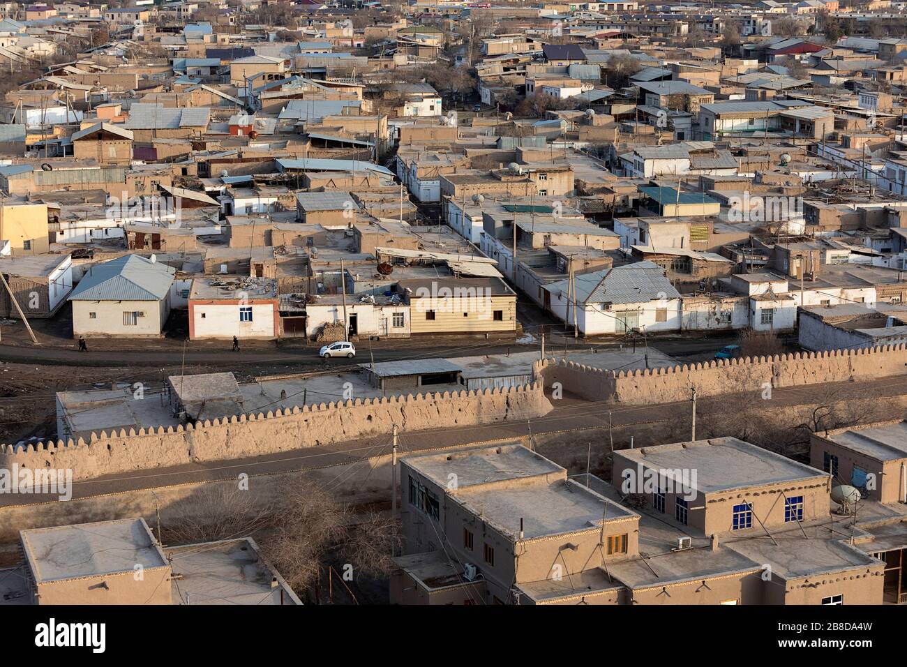 Uzbek houses hi-res stock photography and images - Alamy