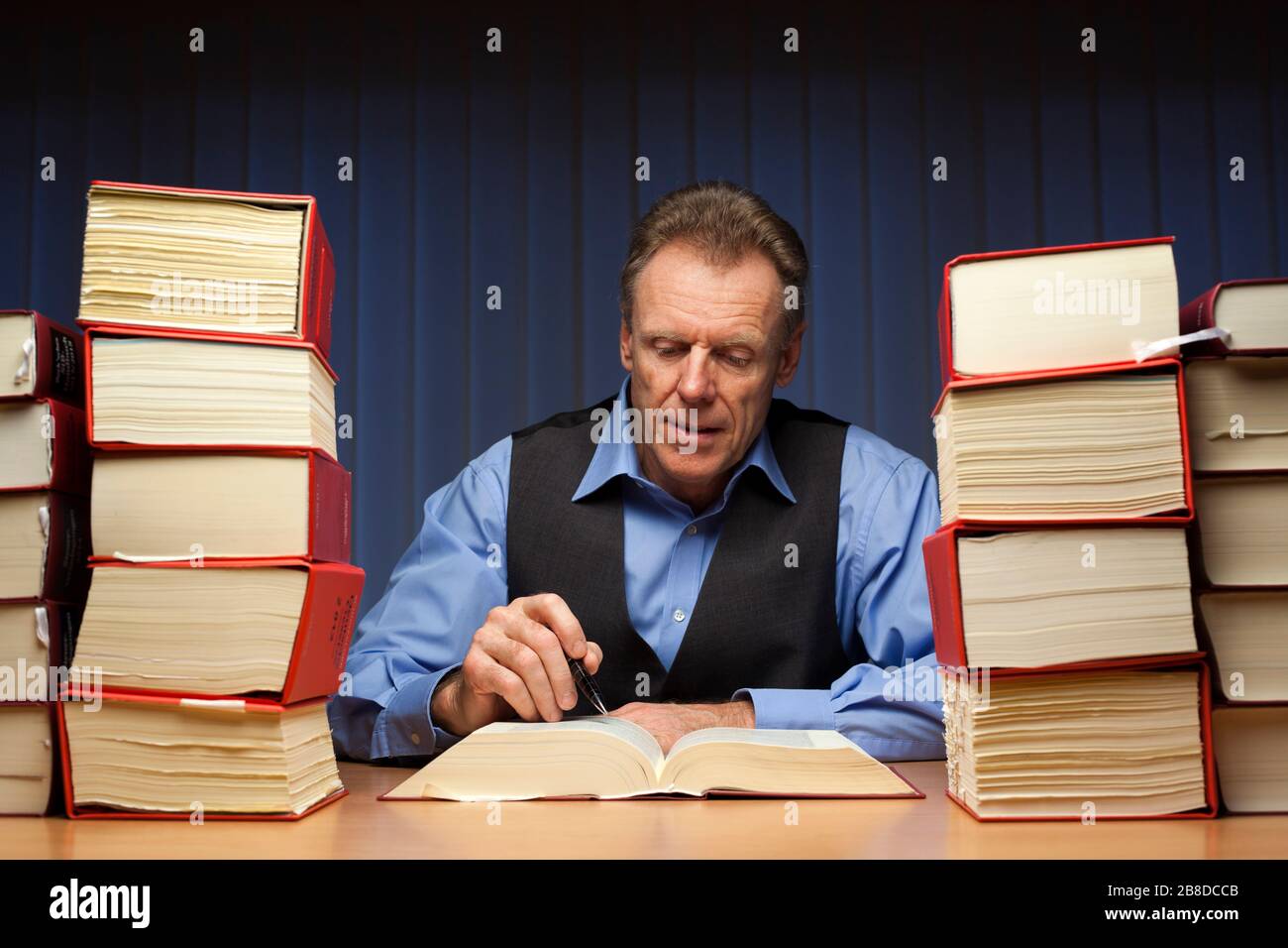 Office worker desk hi-res stock photography and images - Alamy