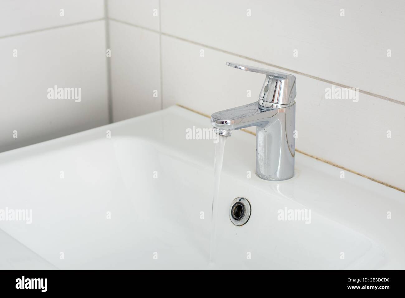 Water tap above hi-res stock photography and images - Alamy