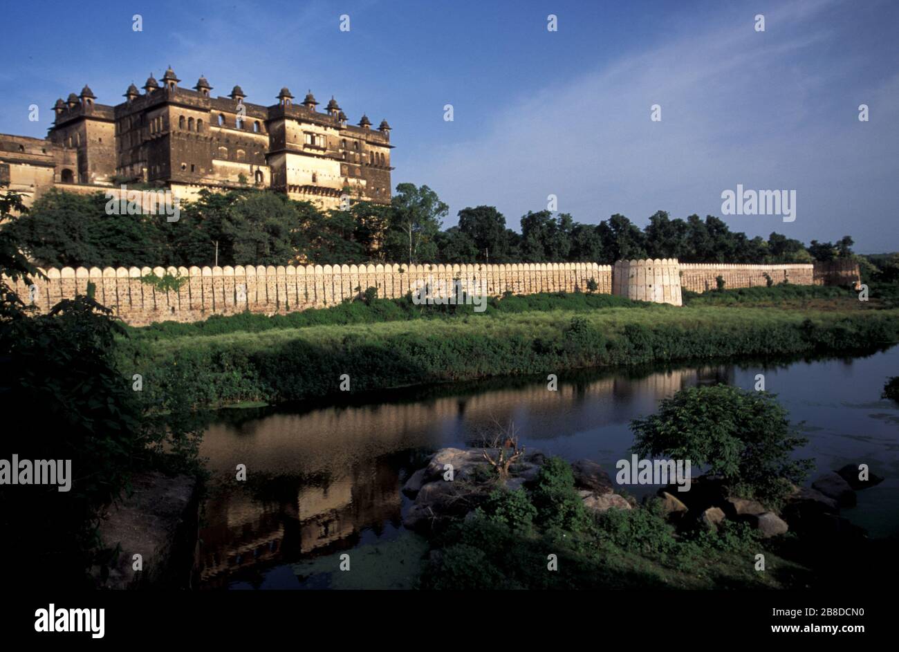 Sheesh mahal at the banks of river betwa hi-res stock photography and ...