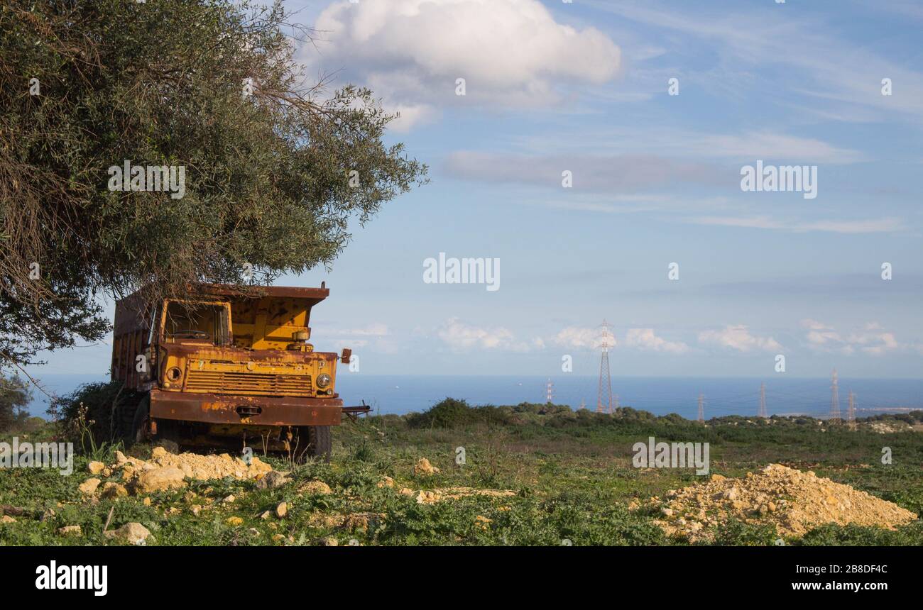 Panorama sicilian mountains hi-res stock photography and images - Alamy
