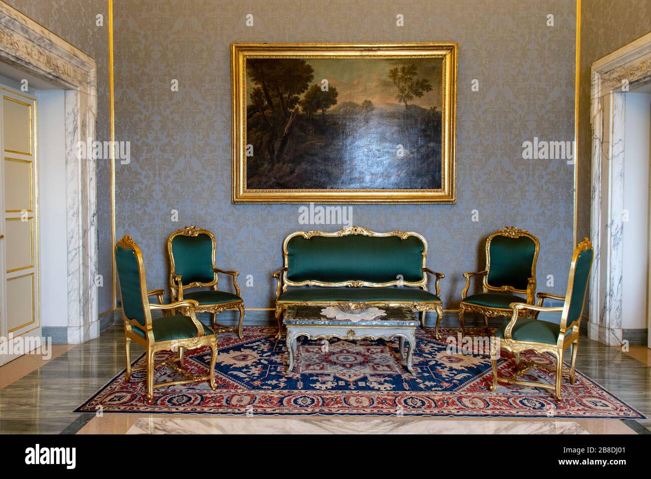 Avignon papal room hi-res stock photography and images - Alamy