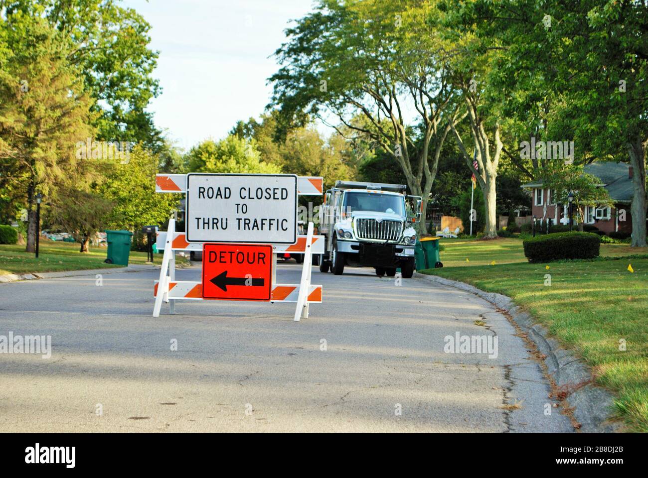 Asphalt traffic sign hi-res stock photography and images - Alamy