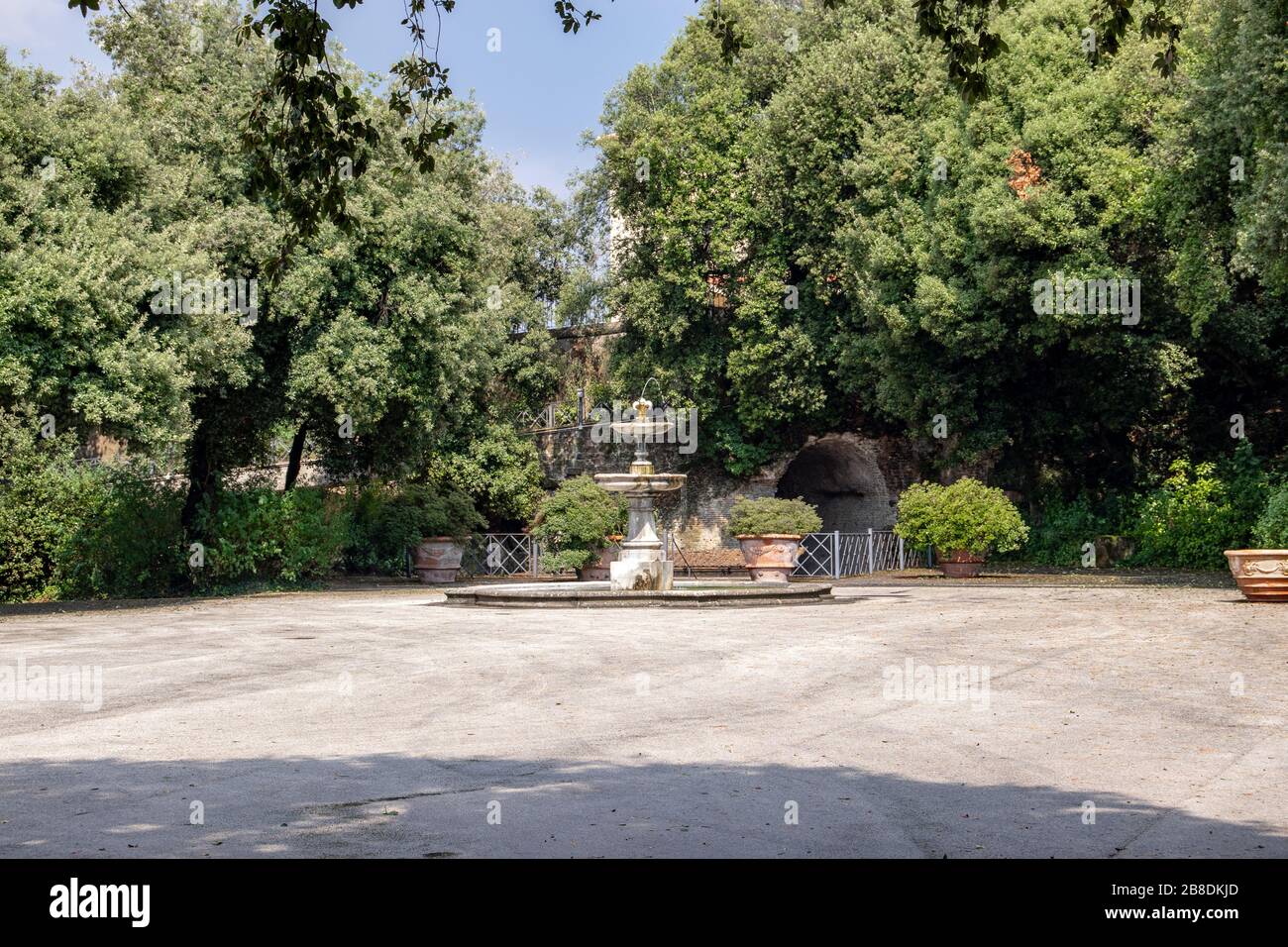 Rome 8 March 2020. The Vatican gardens of the papal residence, well ...