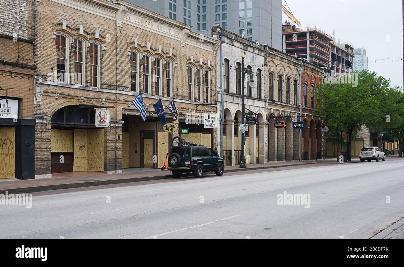 Downtown 6th street austin tx hi-res stock photography and images - Alamy