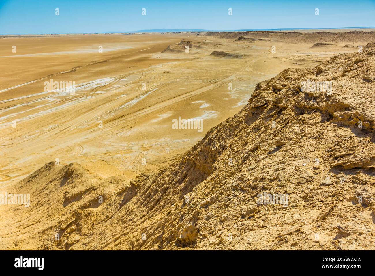 Arid desert areas hi-res stock photography and images - Alamy