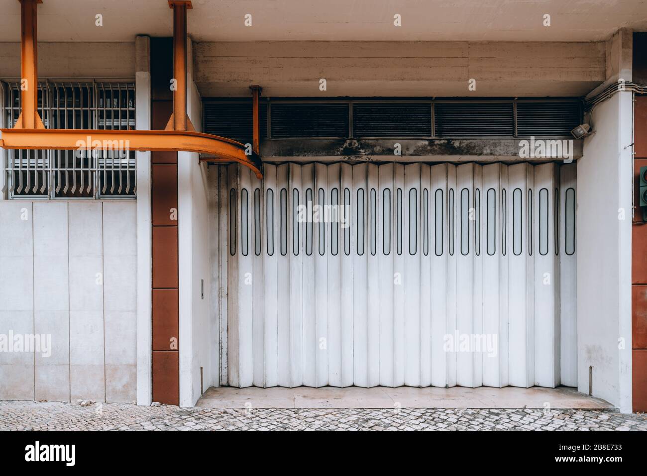 Roller shutter gates hi-res stock photography and images - Alamy