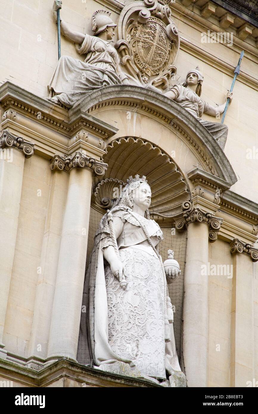 Bath, england victoria gallery hi-res stock photography and images - Alamy
