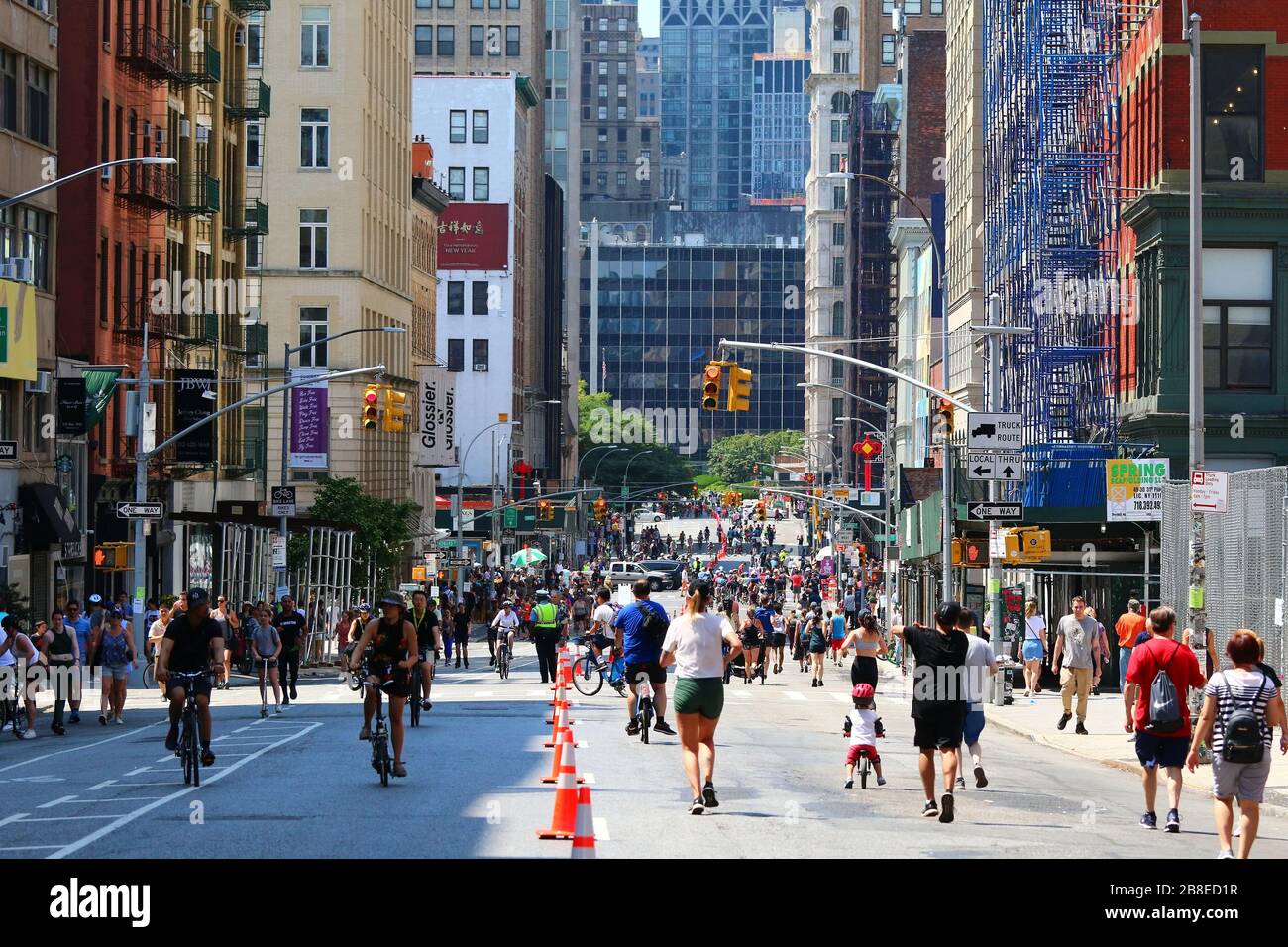 Broome street nyc hi-res stock photography and images - Alamy