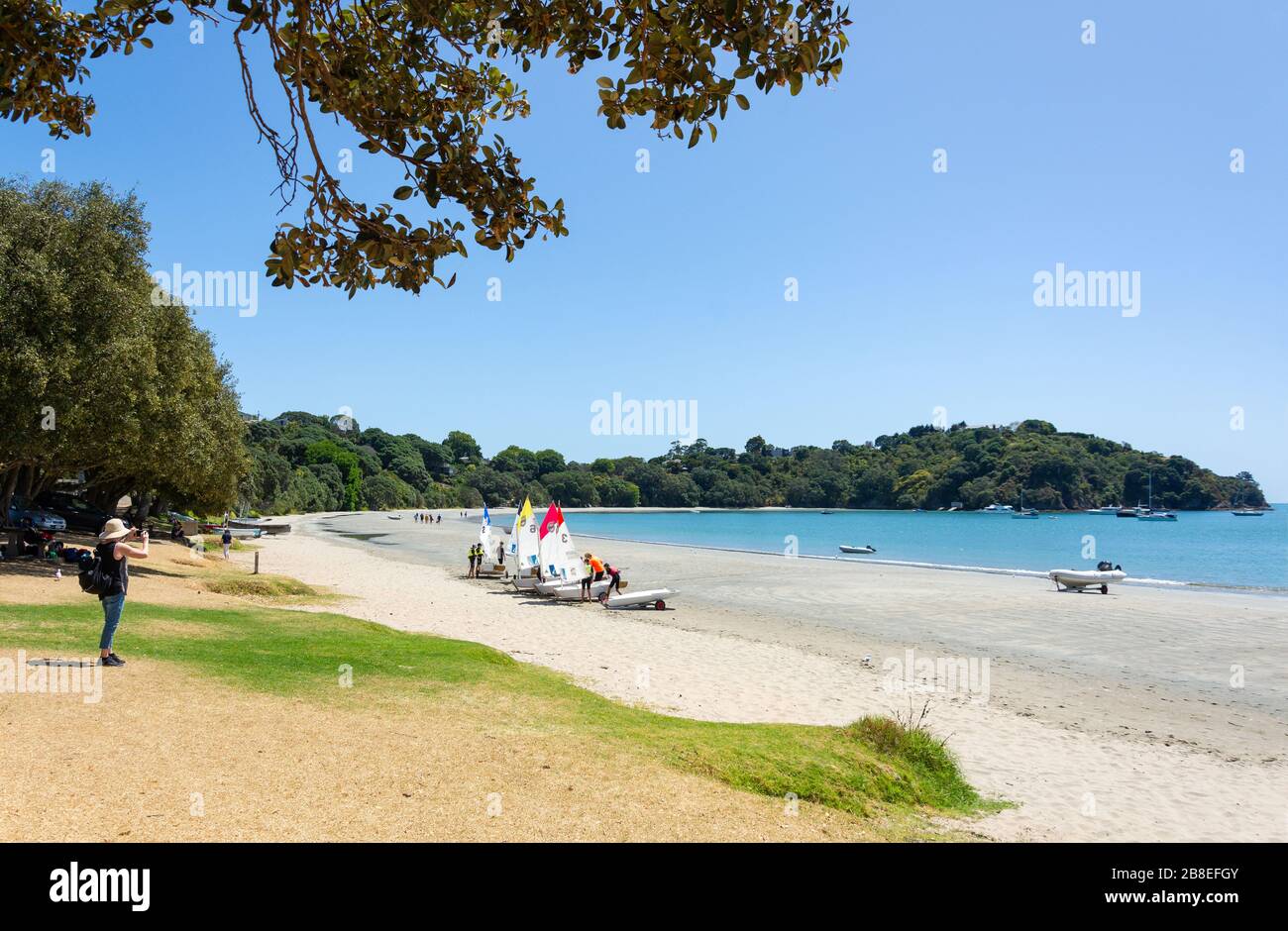 Oneroa Beach, Oneroa, Waiheke Island, Hauraki Gulf, Auckland, New ...