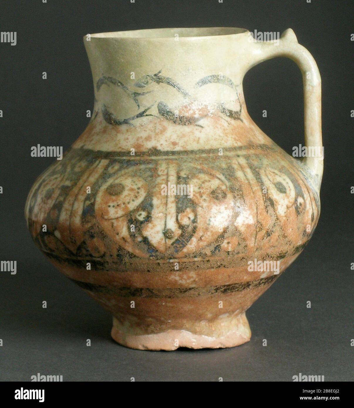 Underglaze painted hi-res stock photography and images - Alamy