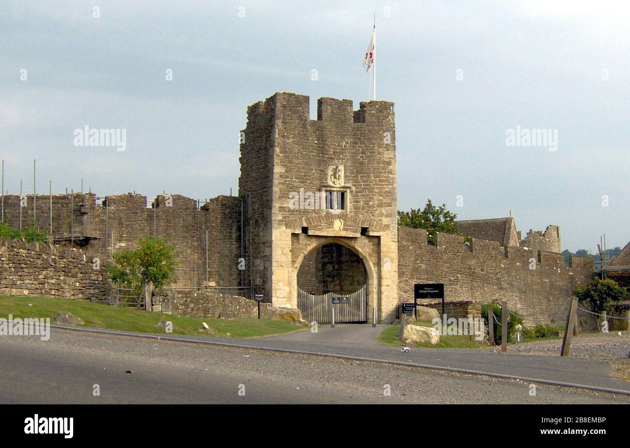 Farleigh castle hi-res stock photography and images - Alamy