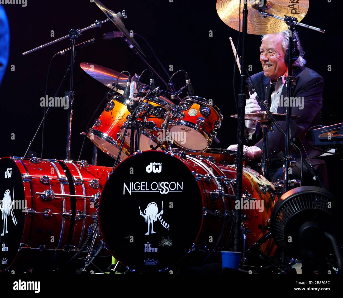 Elton john circle of life hi-res stock photography and images - Alamy