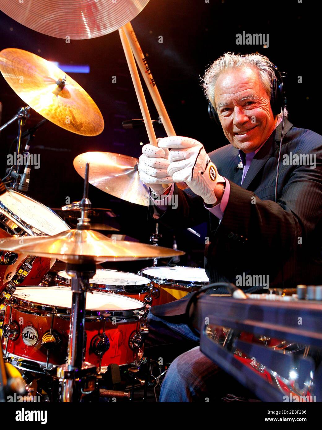 Nigel olsson hi-res stock photography and images - Alamy