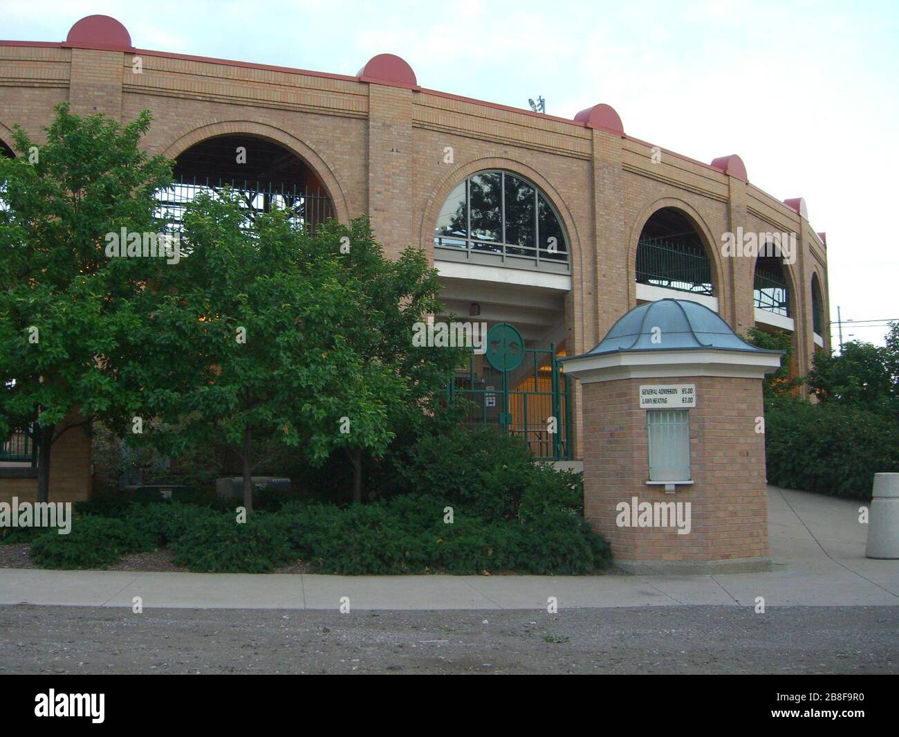 Akron stadium hi-res stock photography and images - Alamy