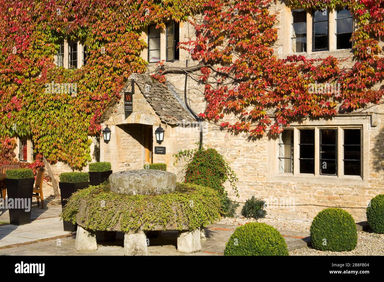 Scholar's Pub & Restaurant, Lower Slaughter Village, Gloucestershire ...