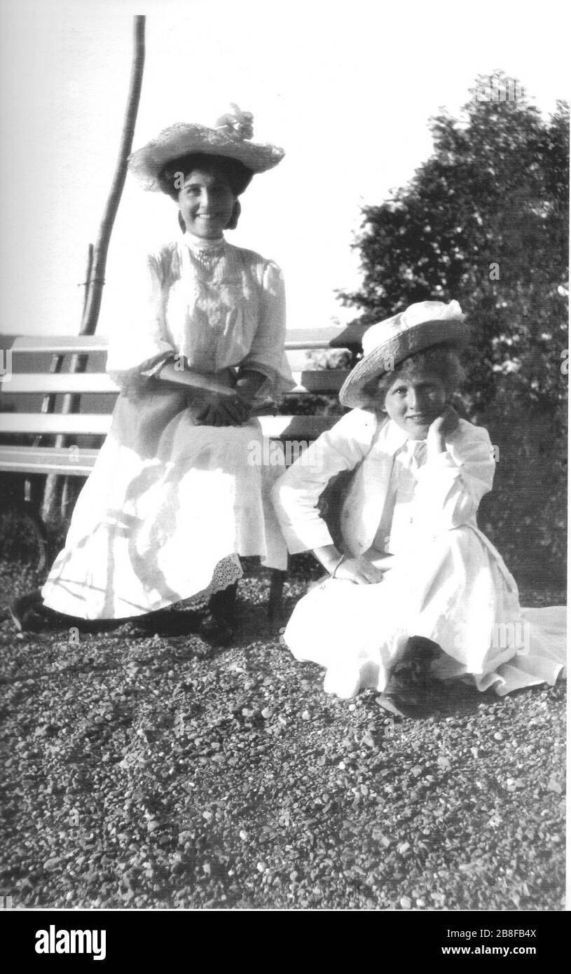 Naples girls Black and White Stock Photos & Images - Alamy
