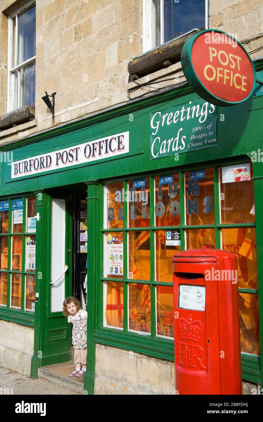 Cotswold district hi-res stock photography and images - Alamy