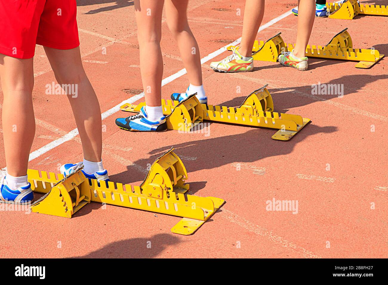 The launching, At the sports meeting, the athletes are starting to run ...
