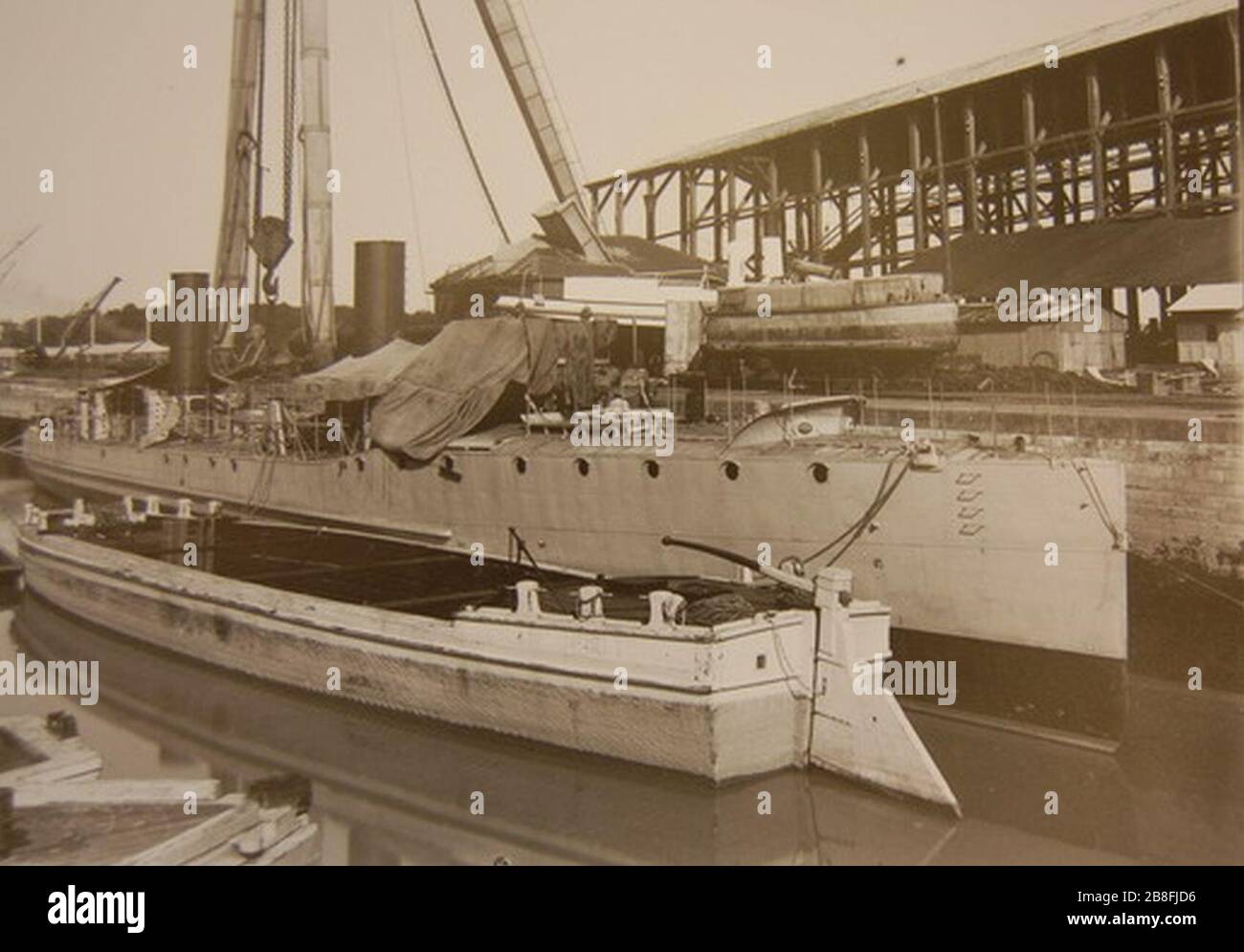 Glaive hi-res stock photography and images - Alamy