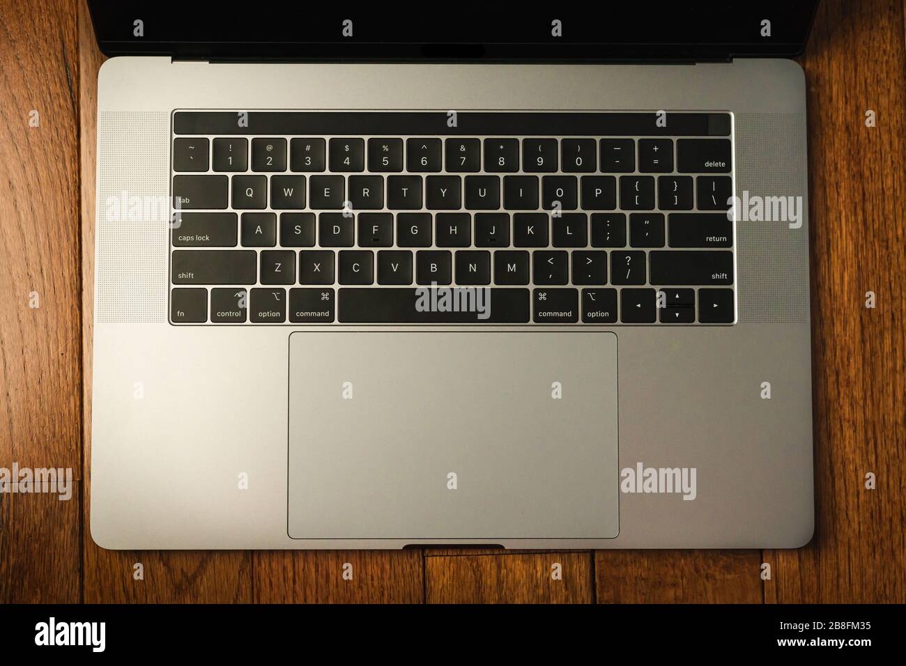 Computer keyboard blank keys hi-res stock photography and images - Alamy