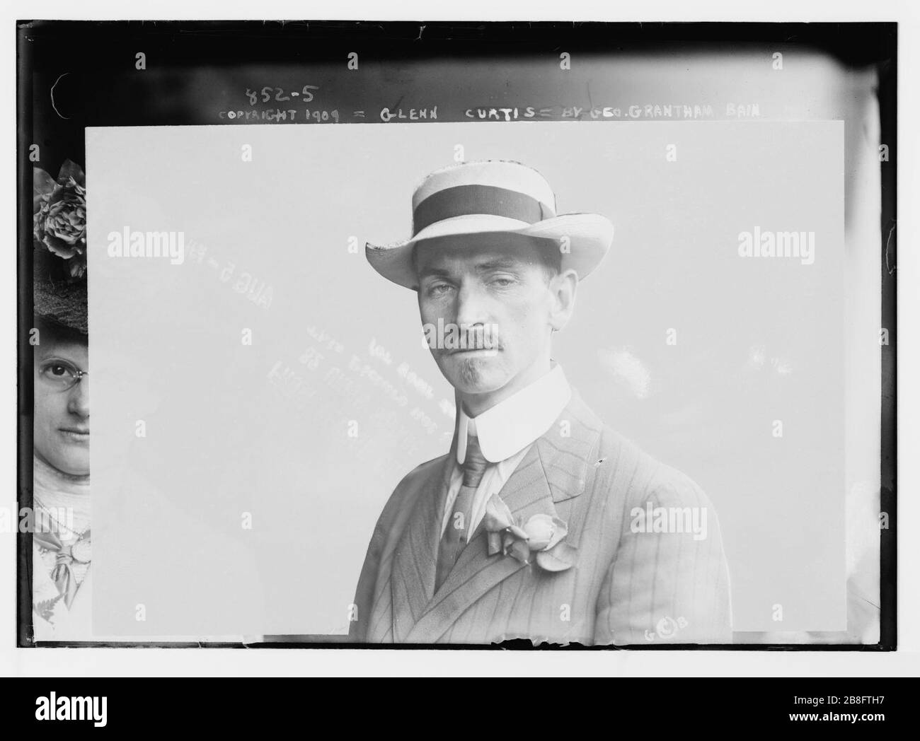 Glenn curtis hi-res stock photography and images - Alamy