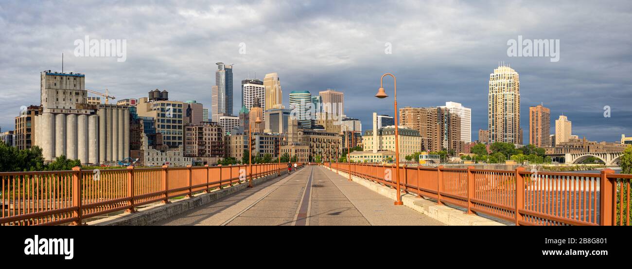 Minneapolis, city in the state of Minnesota, United States of America ...