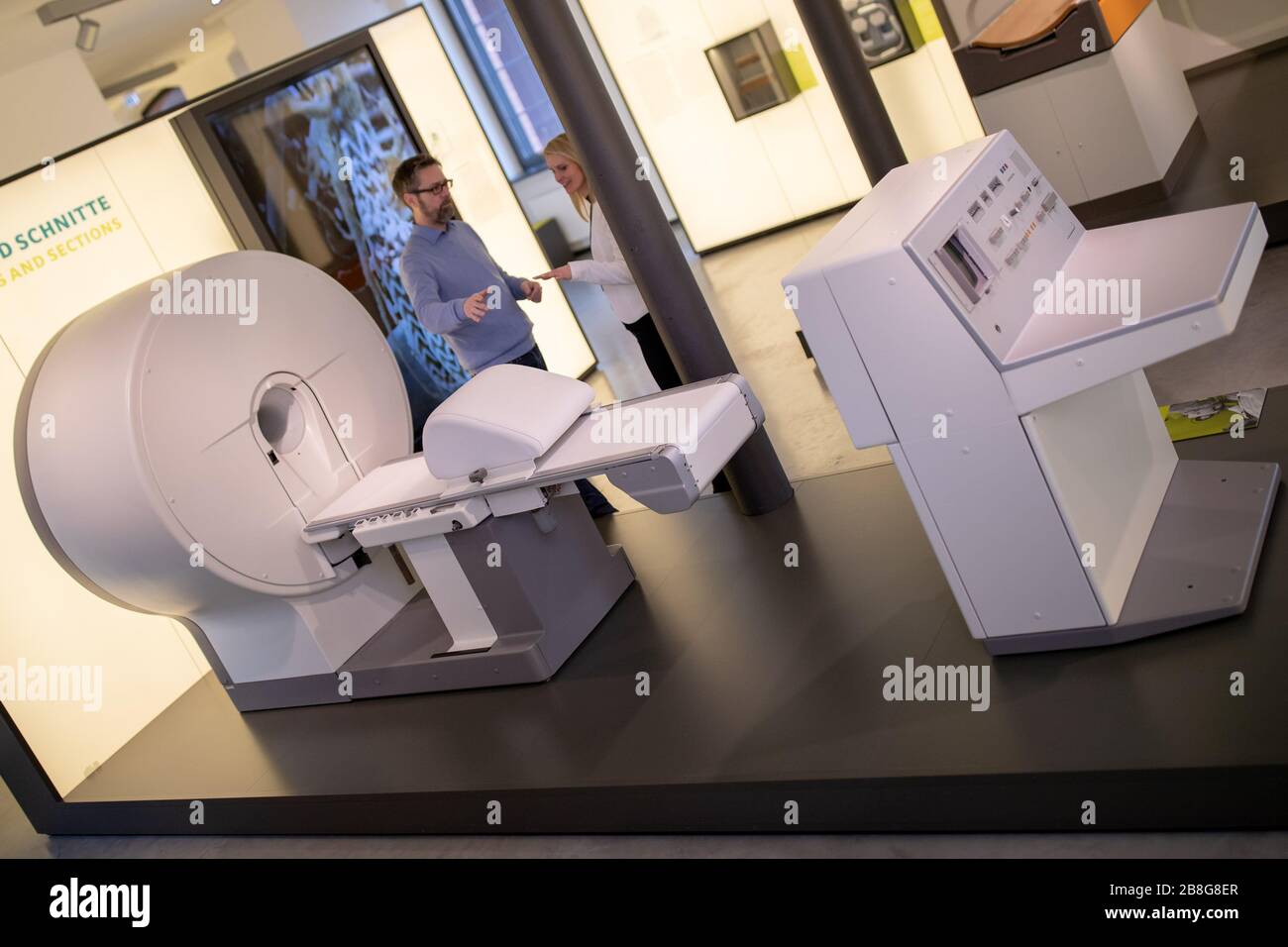 1975 technology hi-res stock photography and images - Alamy