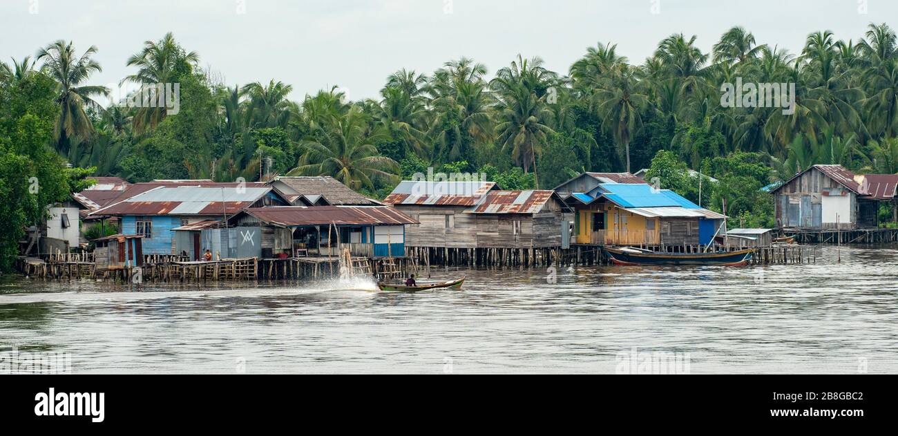 Village barito river hi-res stock photography and images - Alamy