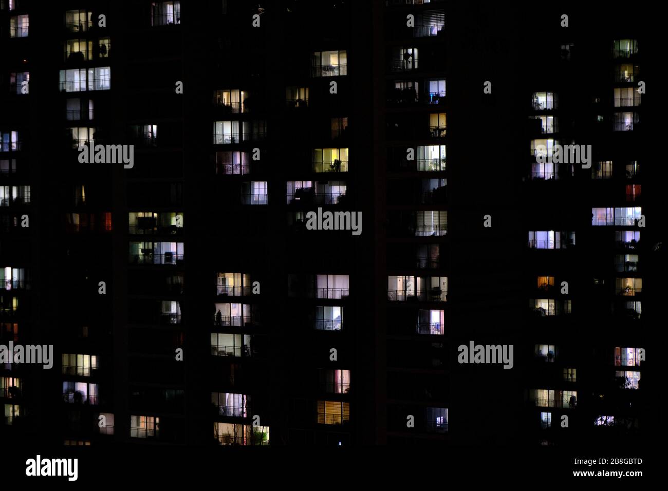 Apartment block at night hi-res stock photography and images - Alamy