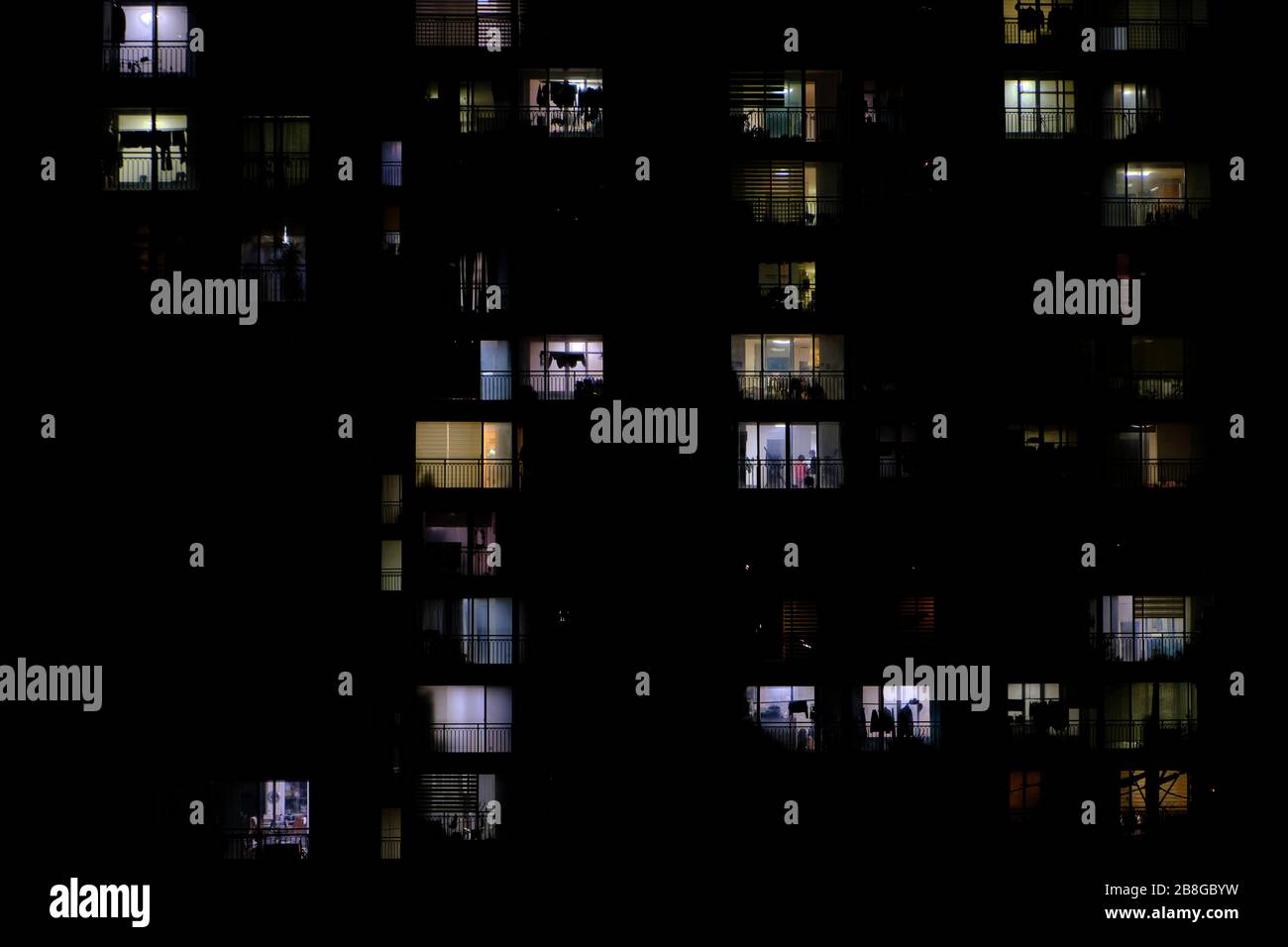 Downtown apartment block hi-res stock photography and images - Alamy