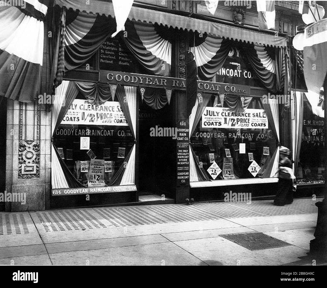 Historic storefront Black and White Stock Photos & Images - Alamy