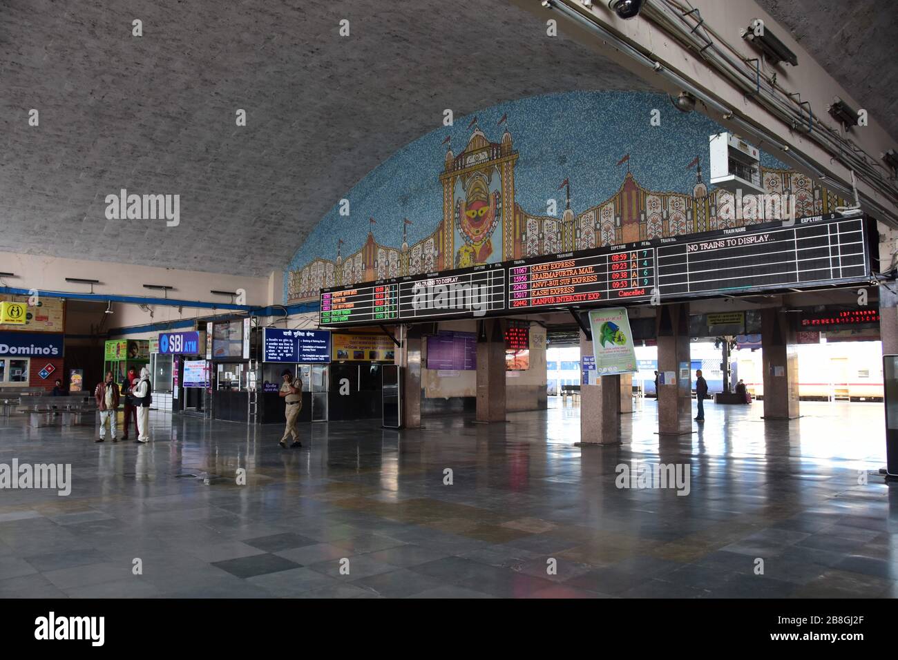 Prayagraj, Uttar Pradesh, India. 22nd Mar, 2020. Prayagraj: A Desert ...